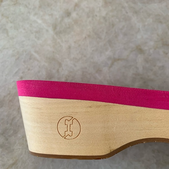 Flogg | Shoes | Flogg Melanie Sandals Pink Leather Platform Cushioned ...